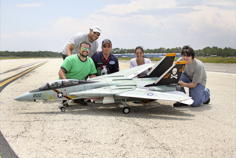 GIANT SCALE RC TWIN TURBINE JET ENGINE F-14 TOMCAT, 41% OFF